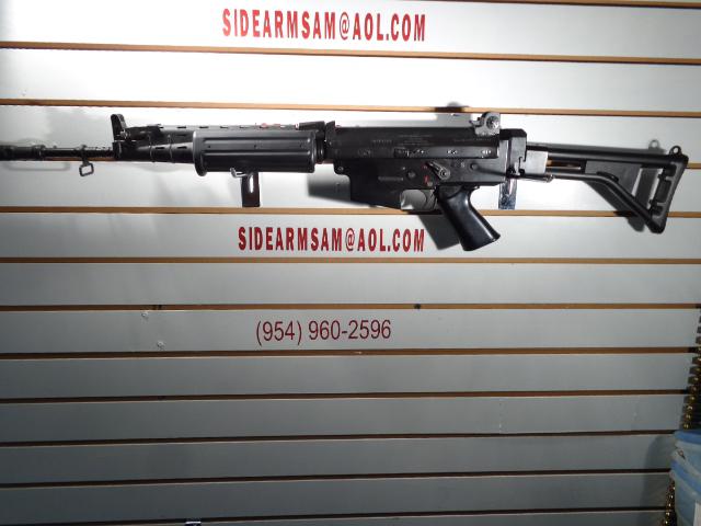 Excellent/Like-New FN-FNC 18" Para Folder Full-Auto w/3 Round Burst ...