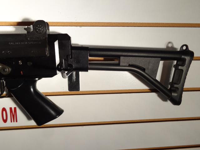 Excellent/Like-New FN-FNC 18" Para Folder Full-Auto w/3 Round Burst ...