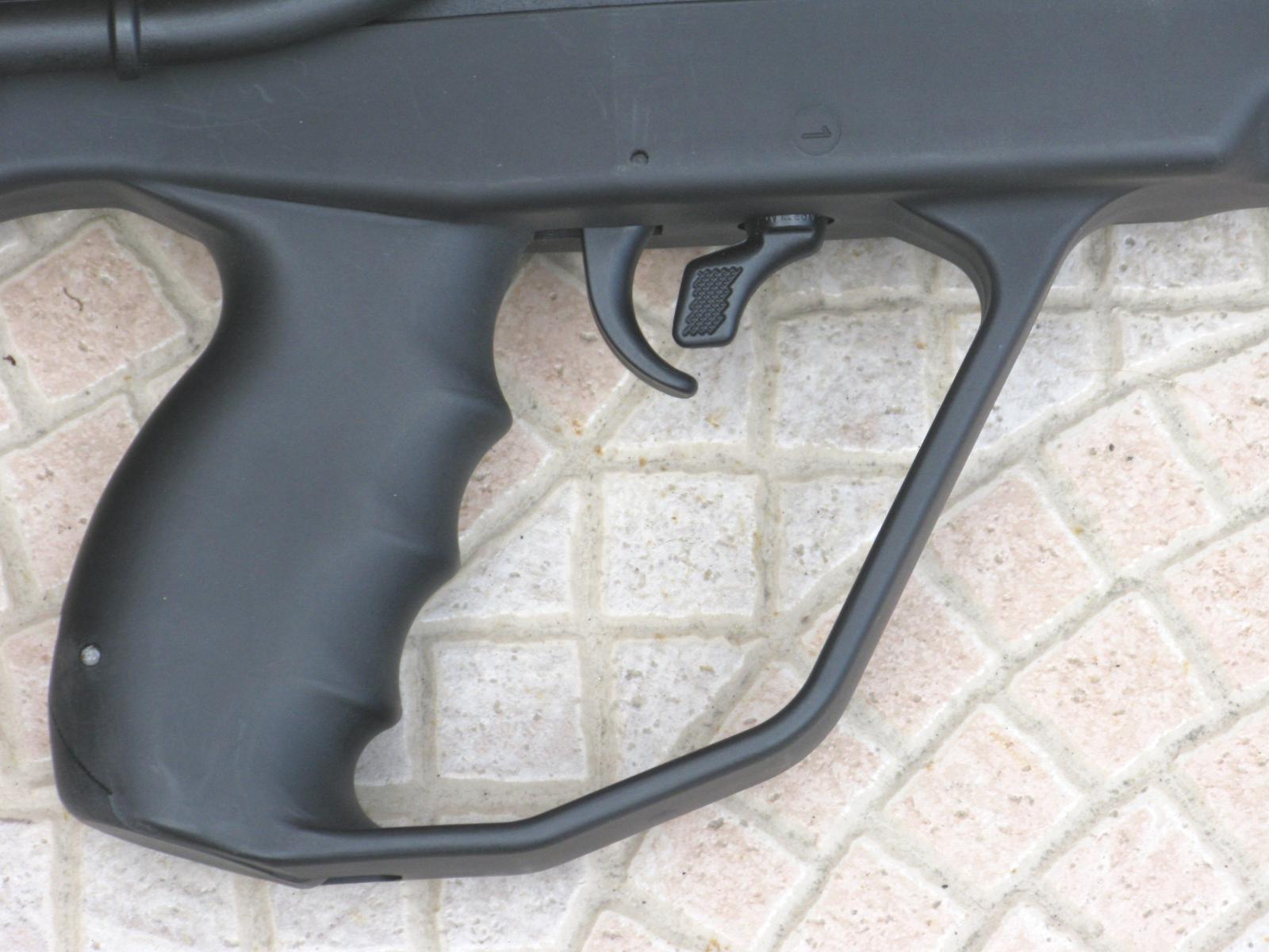 FAMAS_G2PistolGrip.jpg - Member Albums - Sturmgewehr.com Forums