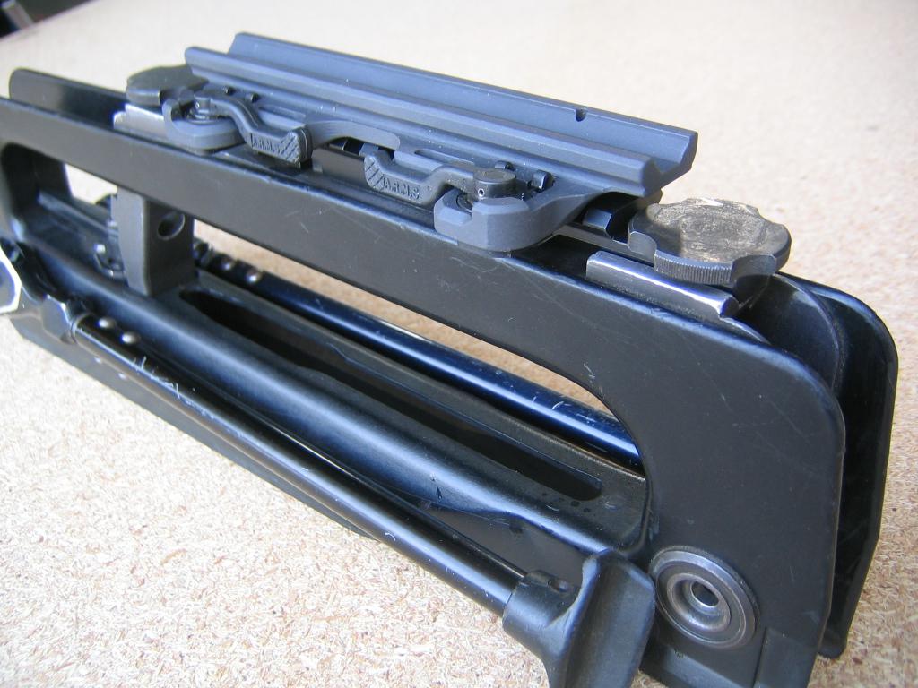 FAMAS_PGMP.A.R.M.S.Mount.jpg - Member Albums - Sturmgewehr.com Forums