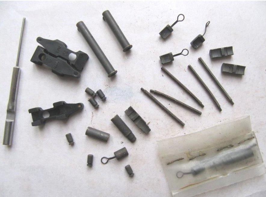 FAMAS_SmallParts.jpg - Member Albums - Sturmgewehr.com Forums