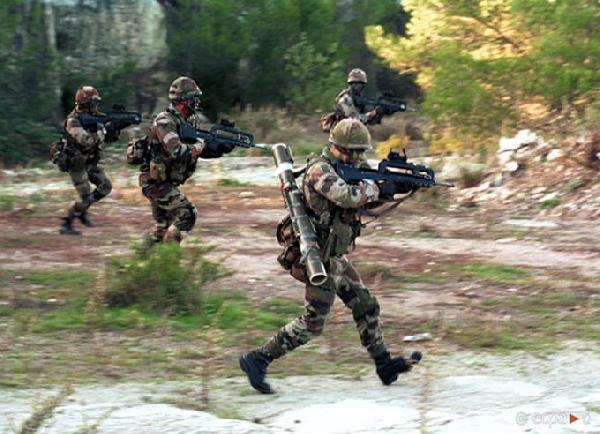 FAMAS_in_action_209.jpg - Member Albums - Sturmgewehr.com Forums