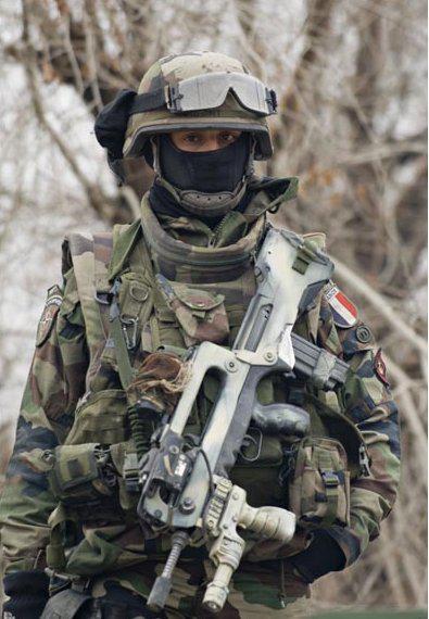 FAMAS_in_action_244.jpg - Member Albums - Sturmgewehr.com Forums