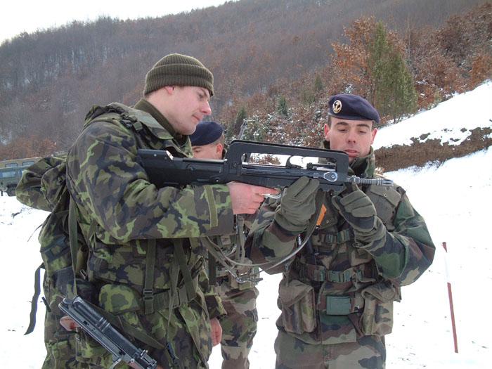 FAMAS_in_action_258.jpg - Member Albums - Sturmgewehr.com Forums