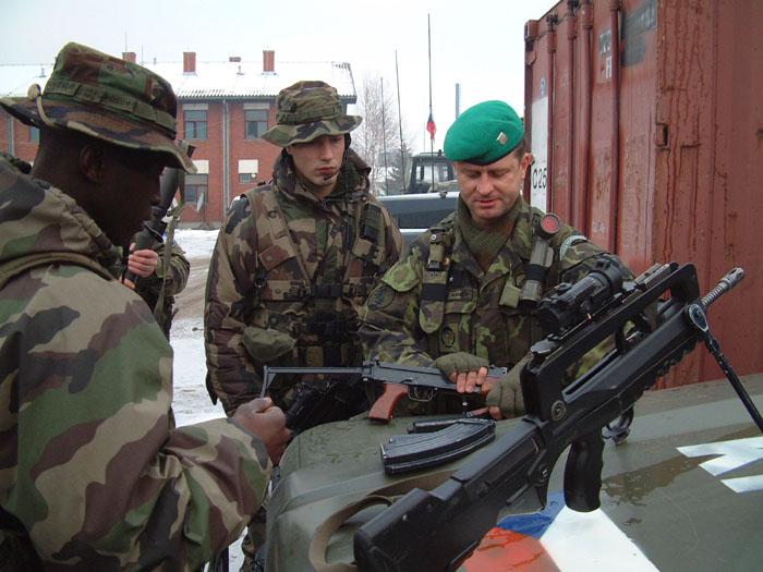 FAMAS_in_action_260.jpg - Member Albums - Sturmgewehr.com Forums