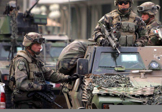 FAMAS_in_action_263.jpg - Member Albums - Sturmgewehr.com Forums