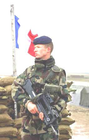 FAMAS_in_action_42.jpg - Member Albums - Sturmgewehr.com Forums