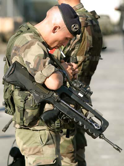 FAMAS_in_action_55.jpg - Member Albums - Sturmgewehr.com Forums