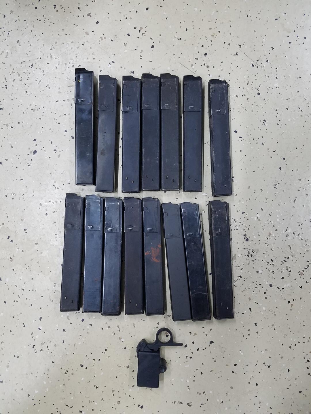 Qty 15 - 32 round Sten mags and 1 Austen Sten loader - Parts and ...