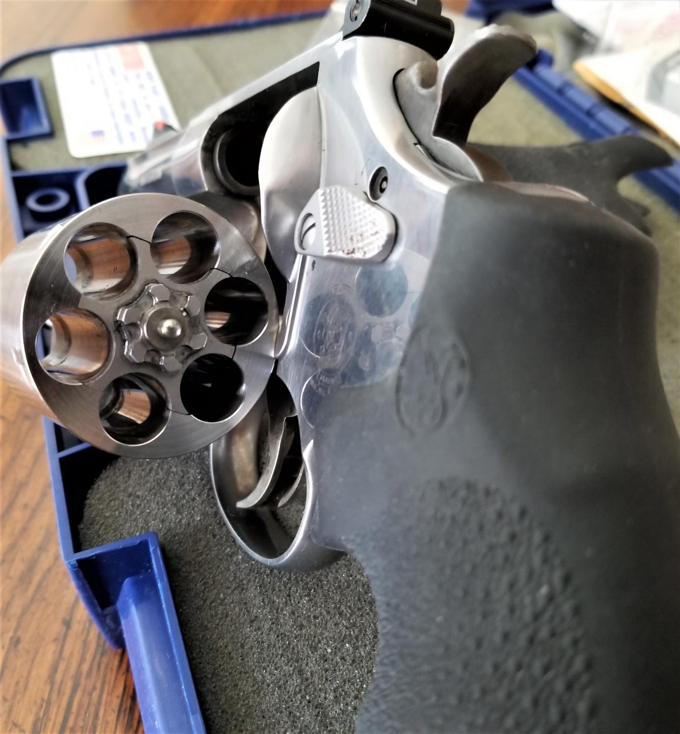 S&W 629 44Mag Trail Boss - Collectors Market Board - Sturmgewehr.com Forums