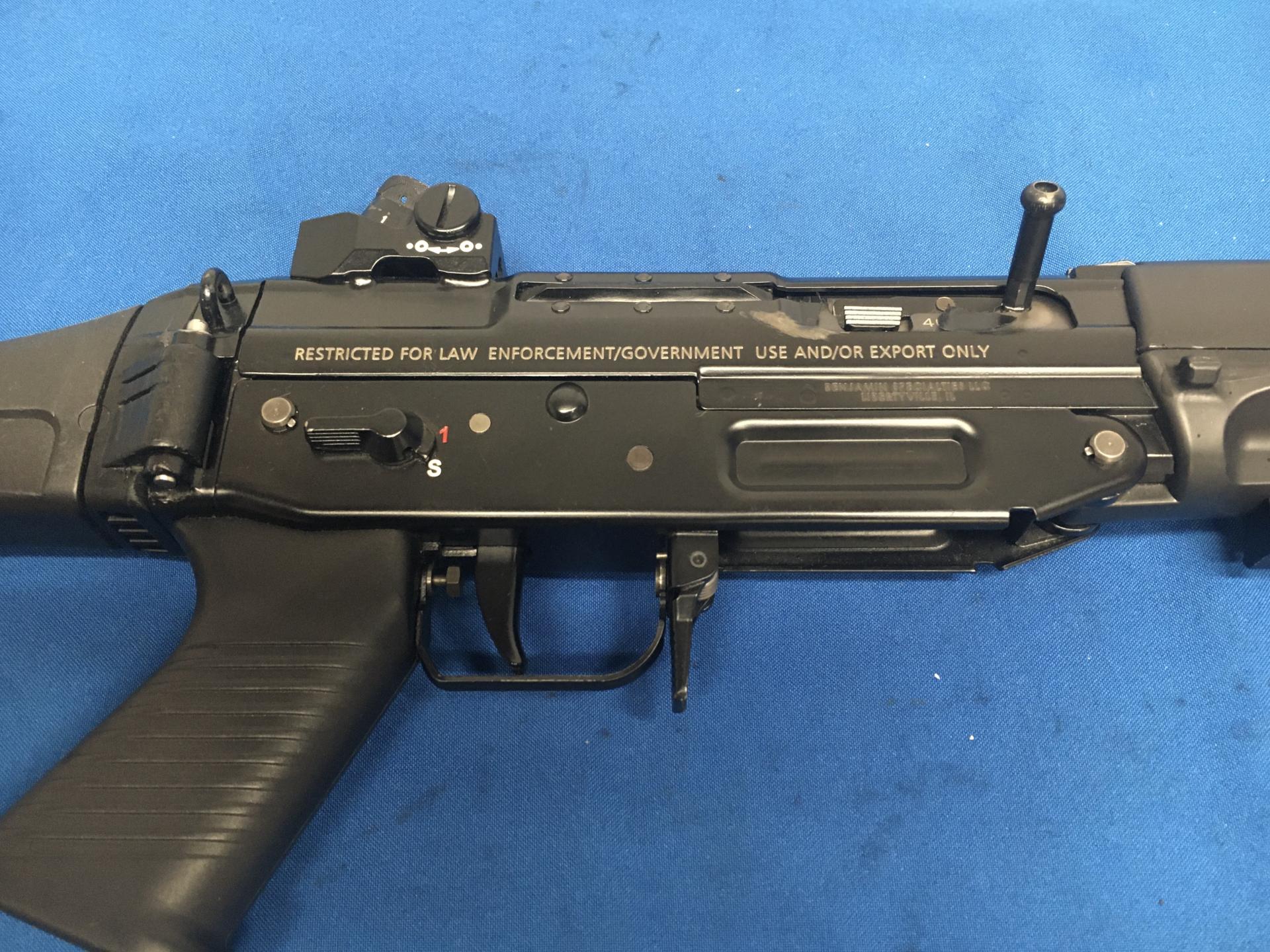 WTS Swiss Sig SG 552-2SP Commando SBR 5.56mm - NFA Market Board ...