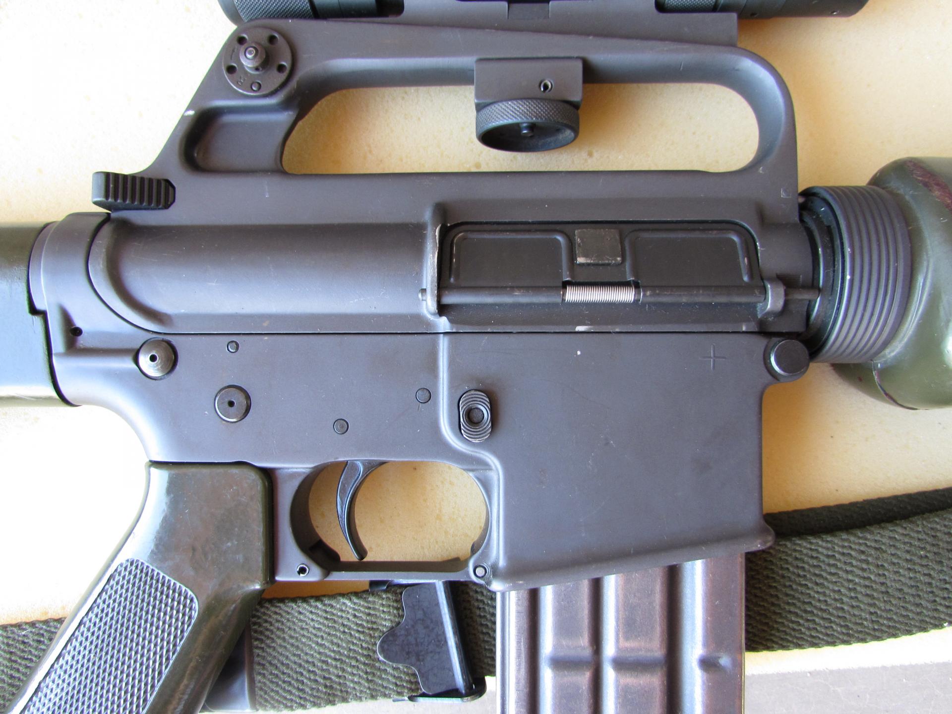 WTS C&R Colt / Armalite 601 AR15 with factory mount and Delft optic 34k ...