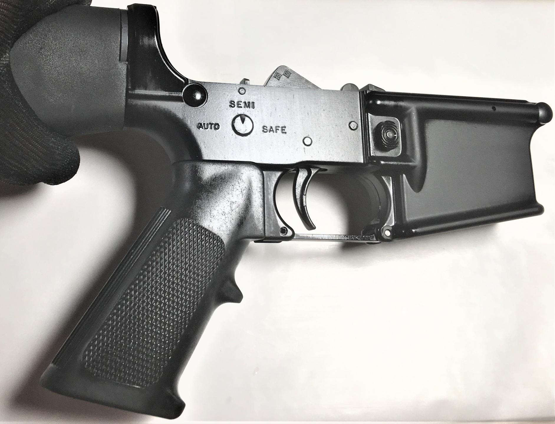 WTS: Transferable Factory Colt M16A2A4 / Model: R0901 / Serial: 80300XX ...