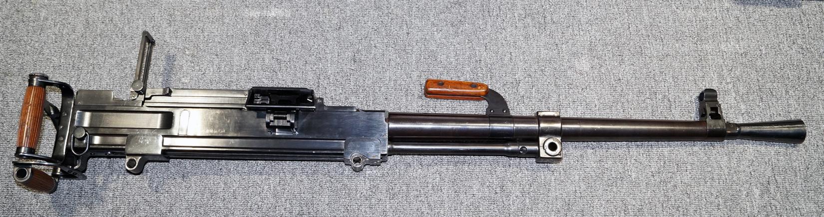 WTS: ORIGINAL NOS 1954 SG43 PS machine gun with extras, in NEW ...