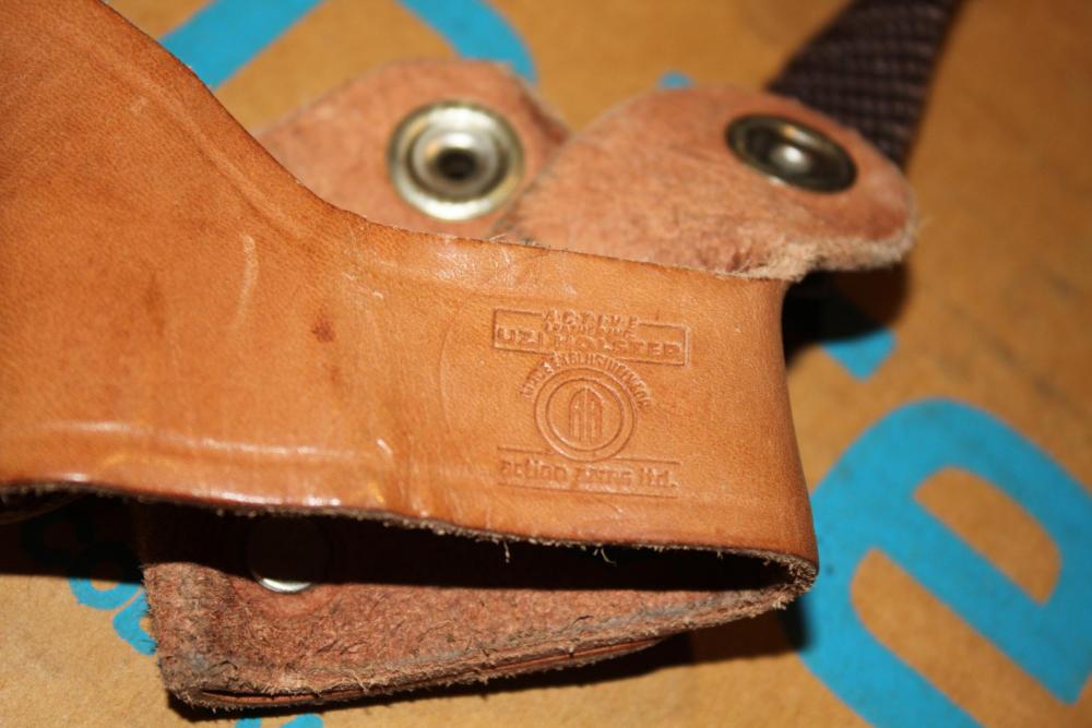 WTS/WTT Uzi holster original, action arms - Collectors Market Board ...