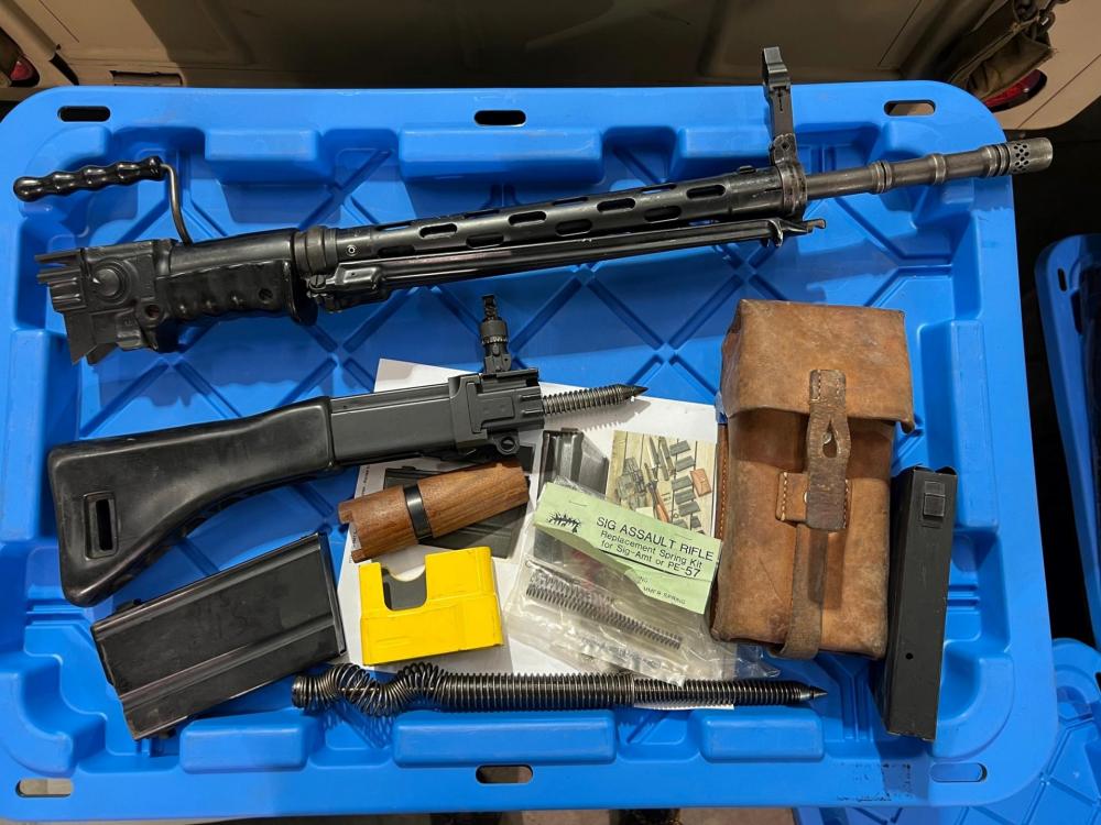 Sig PE57 parts kit - Parts and Accessories Market Board - Sturmgewehr ...