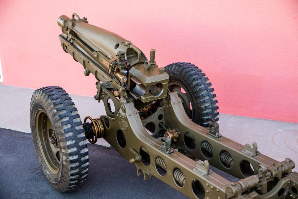 SOLD - 75MM Pack Howitzer - used by the Marines in the South Pacific ...