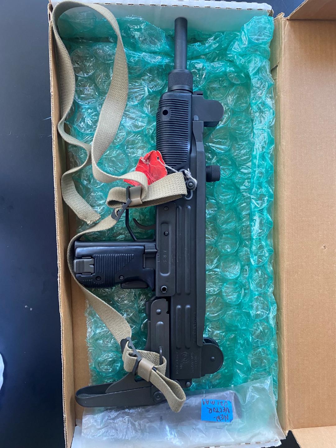 WTS: Vector Full Size UZI/Form 4 - reduced to $18,900 - NFA Market Board - Sturmgewehr.com Forums