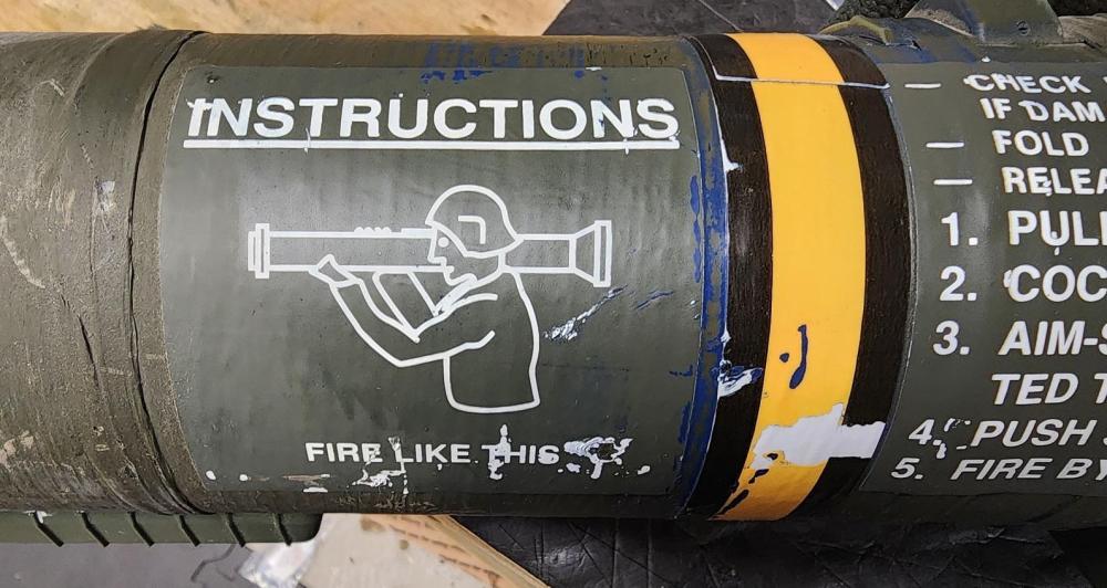 M136 - AT4 84 MM ROCKET LAUNCHER - AUTHENTIC KUWAIT BRING BACK - SOLD ...