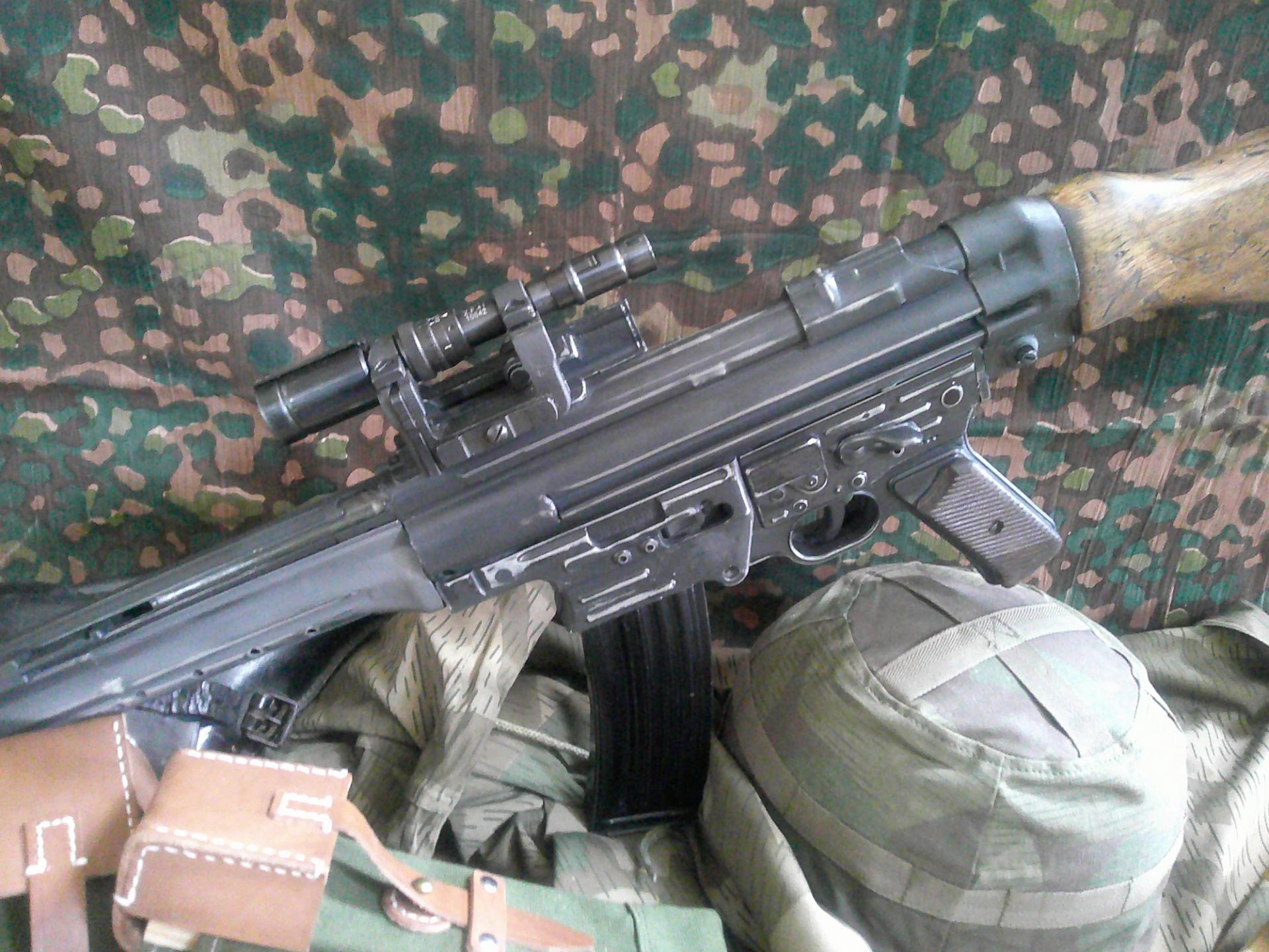 STG44 in 5.56 sale pending - Collectors Market Board - Sturmgewehr.com ...