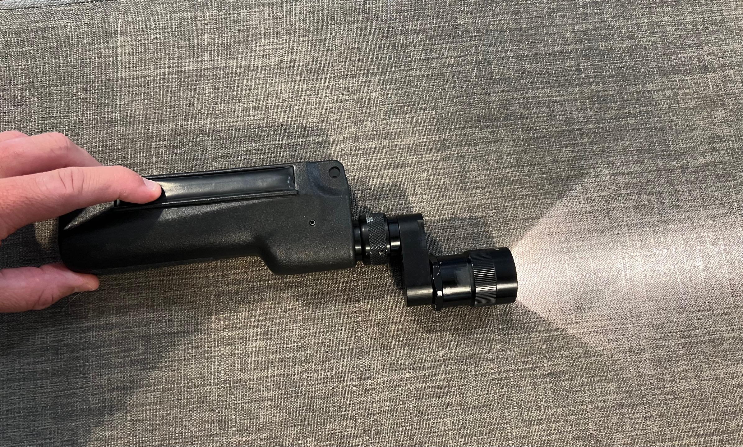 SOLD Surefire 628 with A17 adapter for MP5 - Parts and Accessories ...
