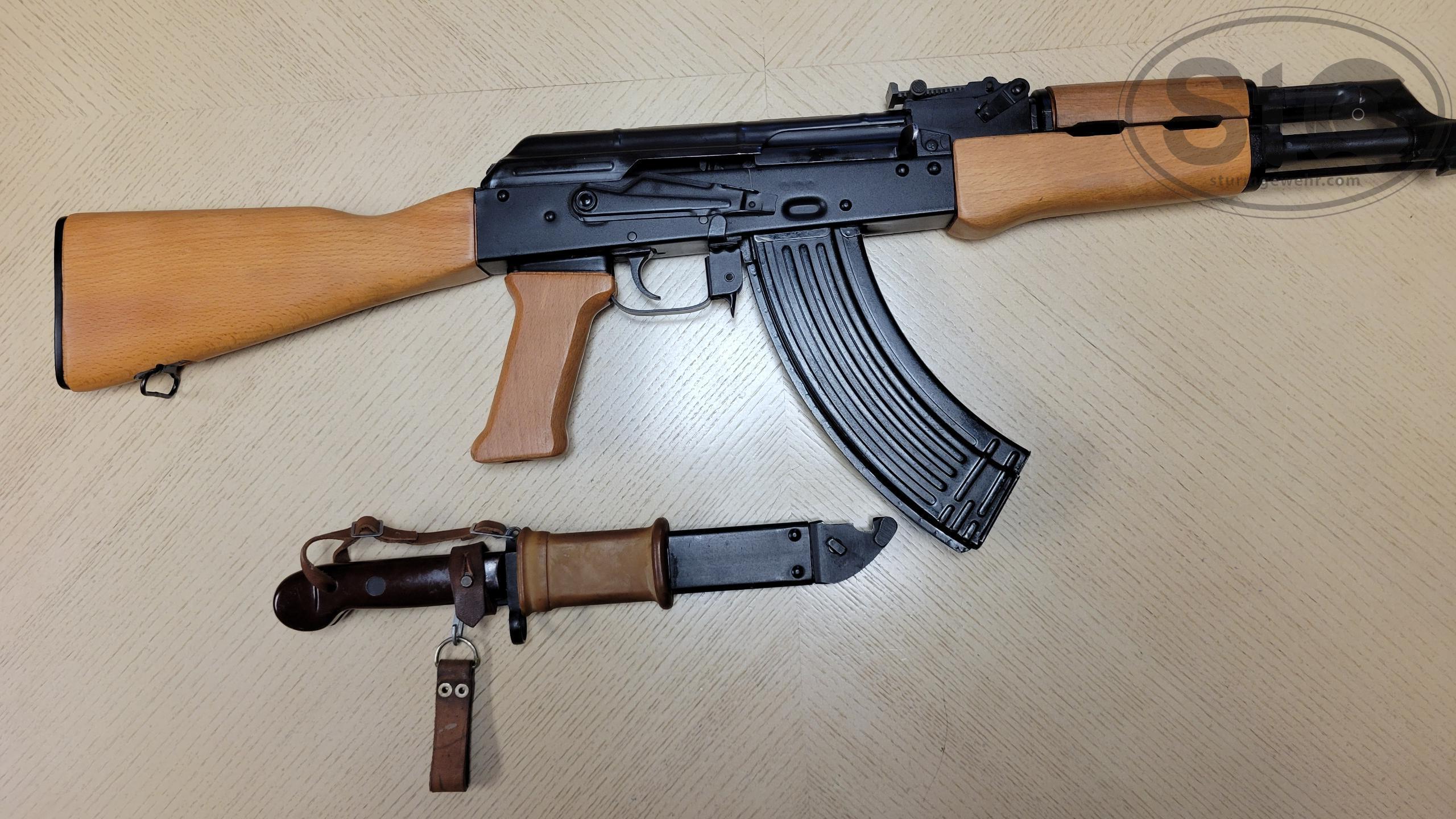 WTT : Hungarian Kassnar FEG SA85M . Selling price $3100 - Semi-Auto ...
